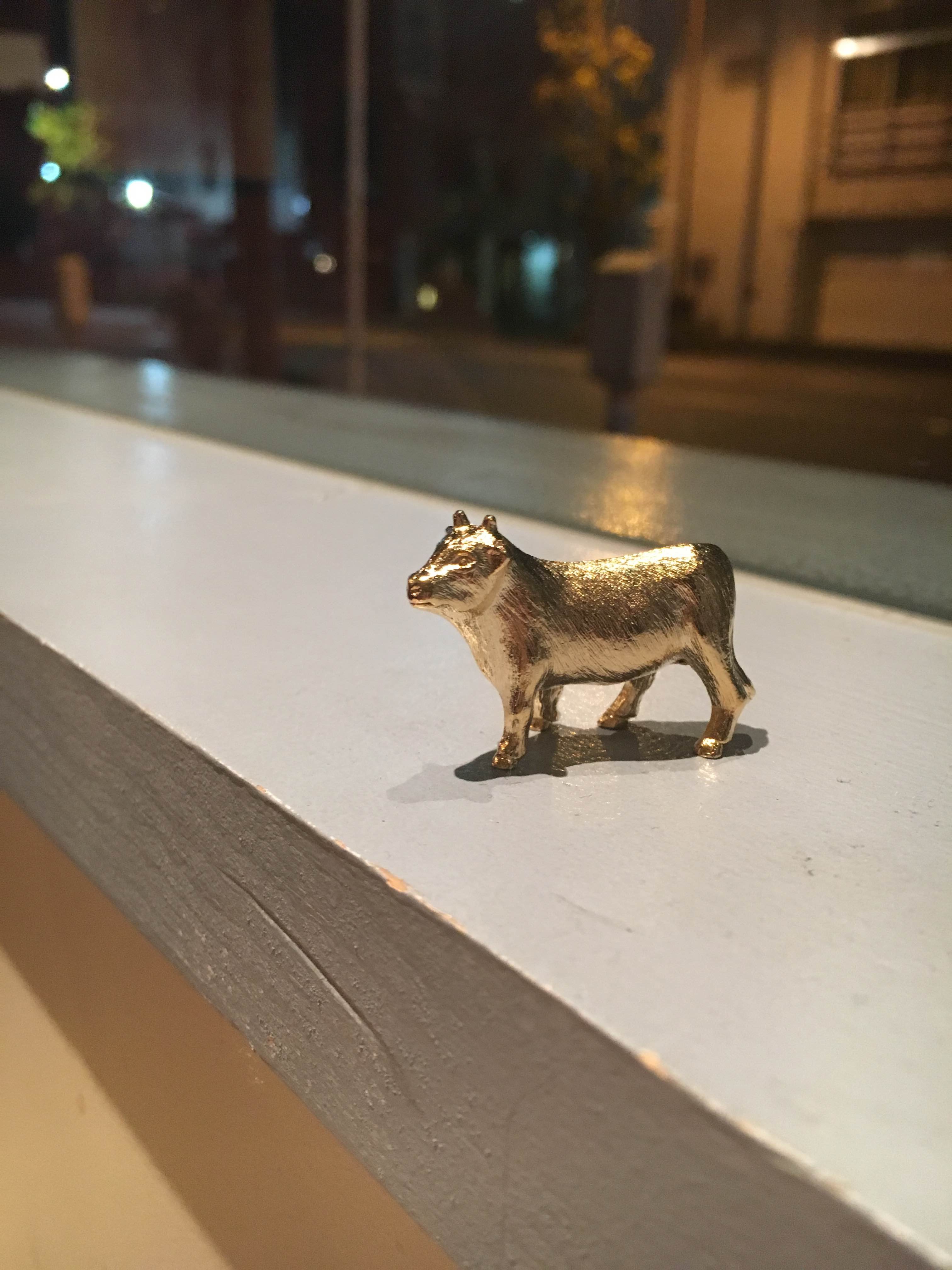 牛の箸置き金色[gold chopstick rest cow] | comyplanet
