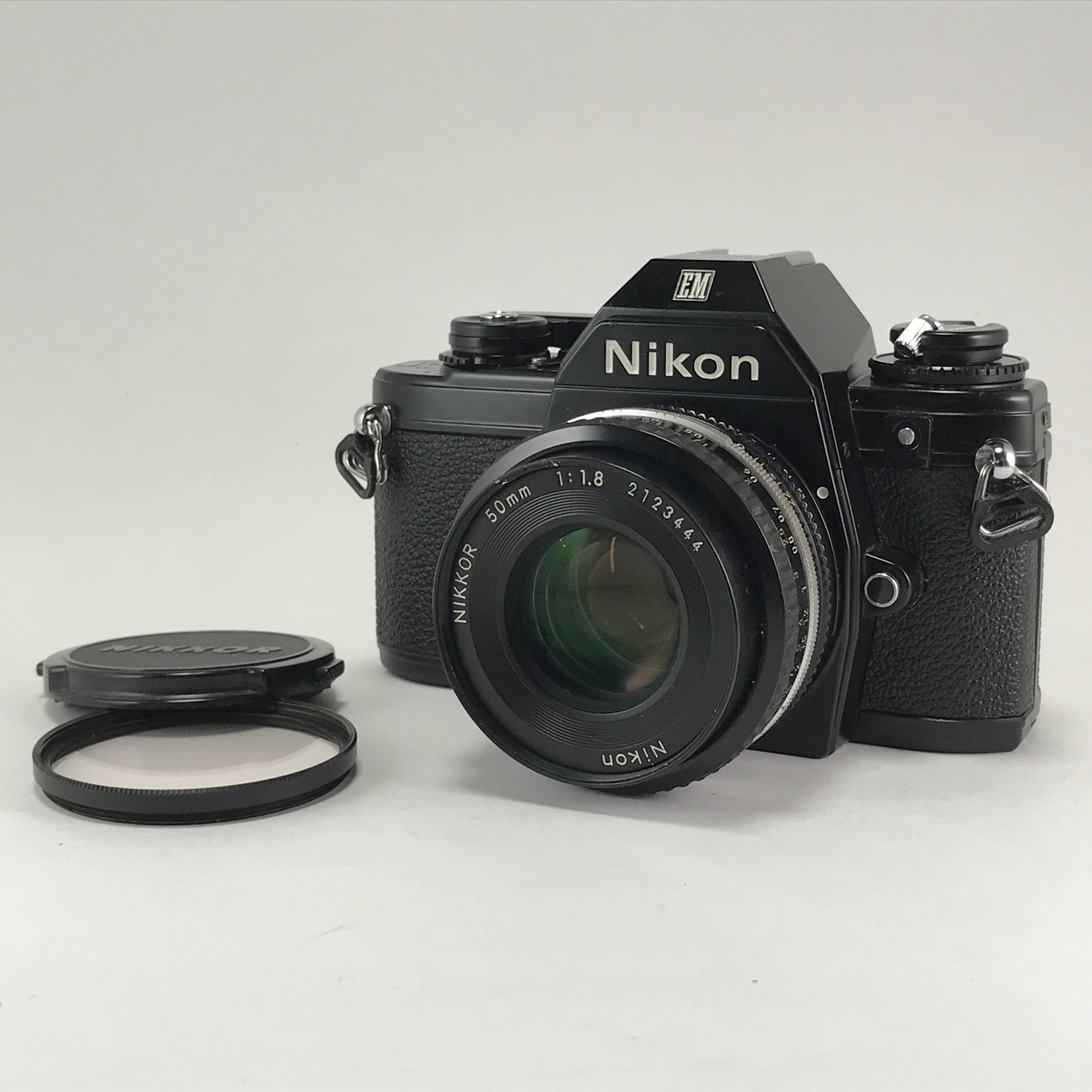 Nikon EM | ヨアケマエカメラ