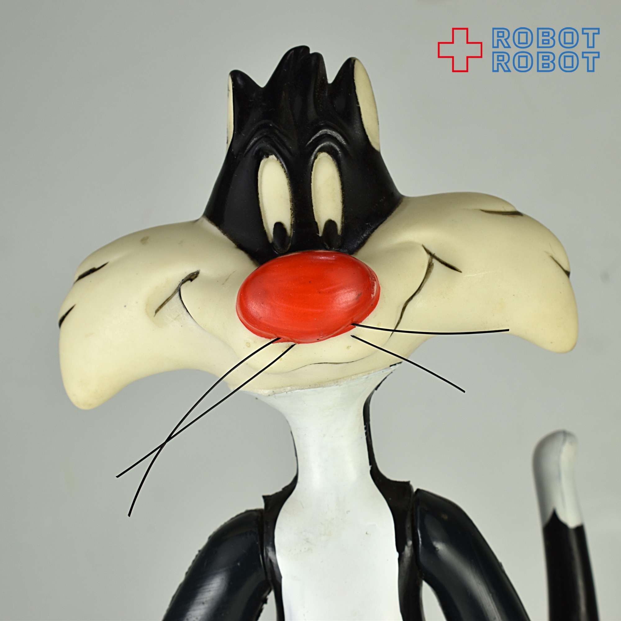 DAKIN シルベスター ルーニーチューンズ 貯金箱 フィギュア | ROBOTROBOT