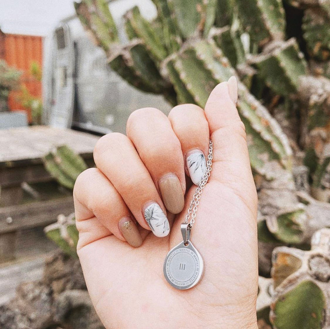 MARTEE / マーティー